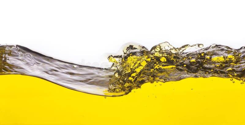 Imagen Abstracta De Un Líquido Amarillo Derramado En Un Fondo Blanco ...