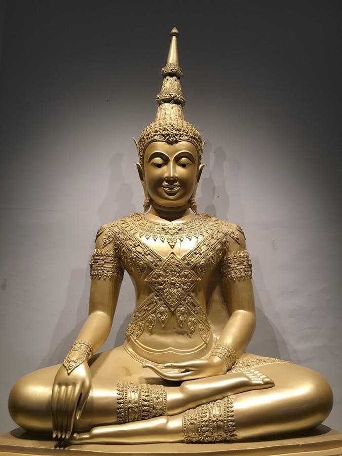 Imagen De Buda En El Chonburi Tailandia Foto de archivo - Imagen de ...