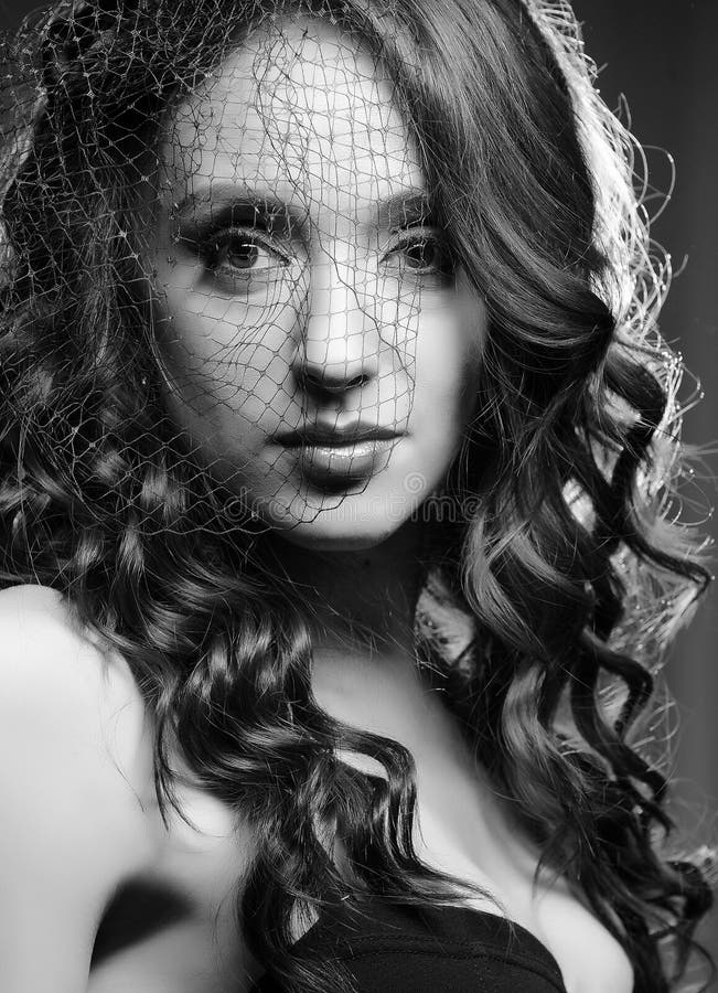 Imagen modelo femenina de imagen de archivo. Imagen de encanto - 35287661