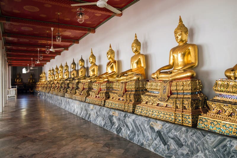 Imagens Da Buda No Claustro Wat Pho Foto de Stock - Imagem de buda ...