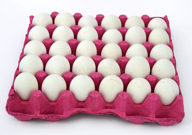 Imagens Do Ovo Branco Do Pacote De 30 Partes Uma Foto de Stock - Imagem ...