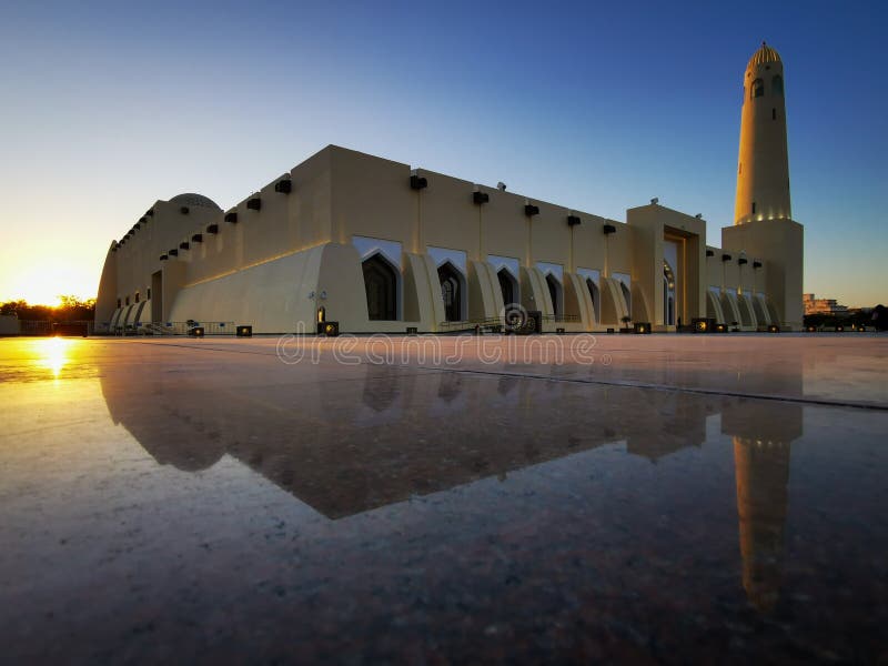 Imam Abdul Wahab Mosque: the Qatar State Grand Mosque Stock Photo ...