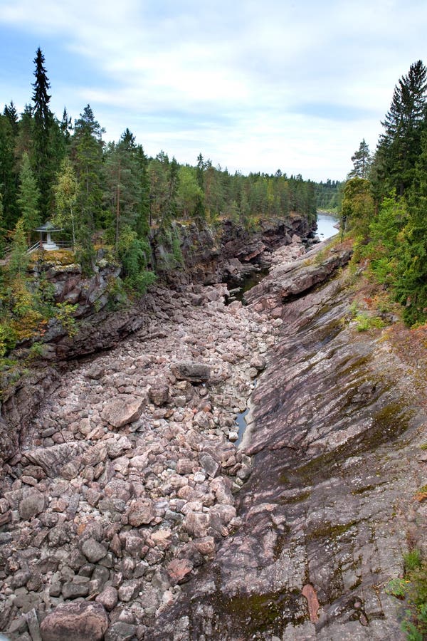 Imatra. Dry Riverbed of Vuoksa River Stock Photo - Image of leaf, cliff ...