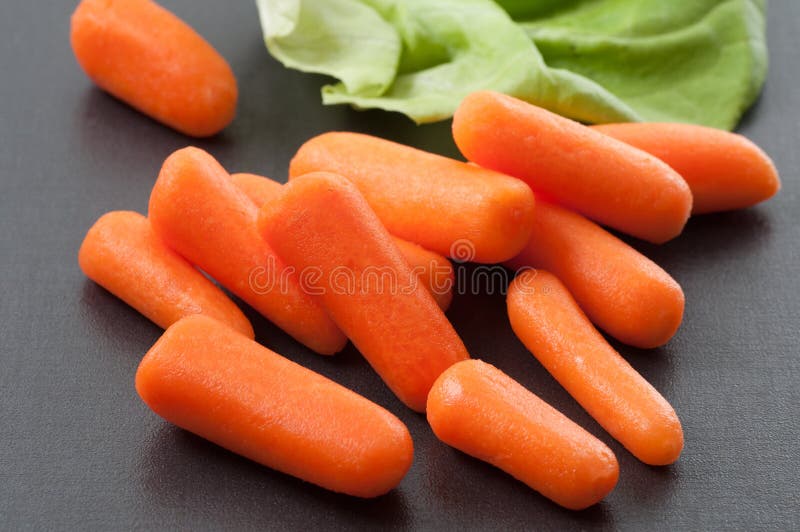 Snack-Karotten stockbild. Bild von karotten, hintergrund - 25063653