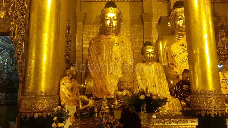 Immage De Buda En La Pagoda De Shwedagon Foto de archivo - Imagen de ...