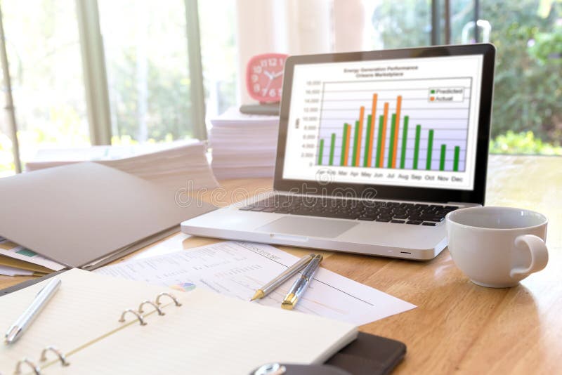 Immagine Dei Documenti Di Affari Sul Posto Di Lavoro, Ufficio ...