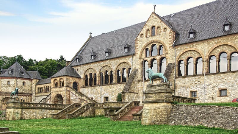 The Imperial Palace Taihedian Editorial Image - Image of destruction ...