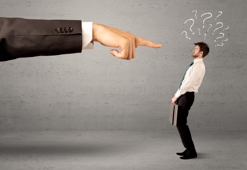 Impiegato Confuso Che Ottiene Ordine Dal Capo Immagine Stock - Immagine ...