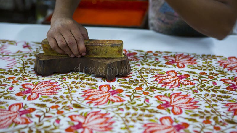 Impression De Bloc Pour Le Textile Dans L'Inde Impression De Bloc De ...