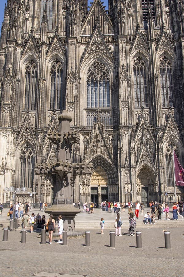 The Impressive Facade of Cologne Cathedral Editorial Image - Image of ...