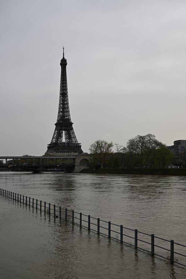 Impressive Flood of the Seine in Paris Stock Image - Image of ...