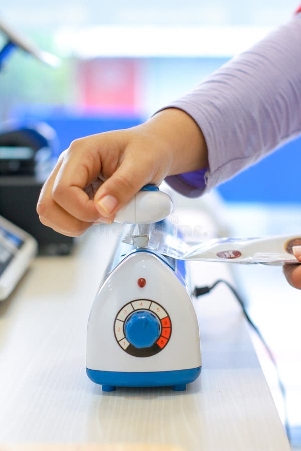 Impulse Sealer Plastik Press Machine, Plastic Adhesive Tool Stock Image ...