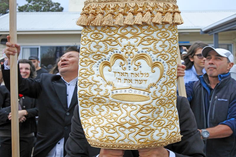 Inauguration of a New Torah Scroll Ceremony Editorial Stock Image ...