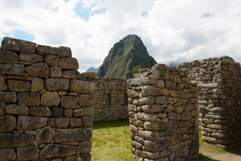 Inca Stone Bricks Construction - Machu Picchu - Peru Stock Image ...