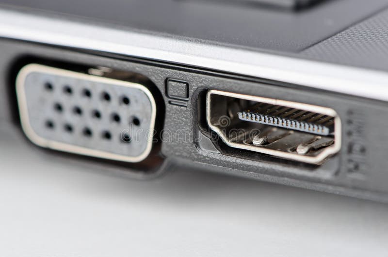 Chiuda Su Su DisplayPort/HDMI-Tower Su Un Mainboard Moderno Del ...