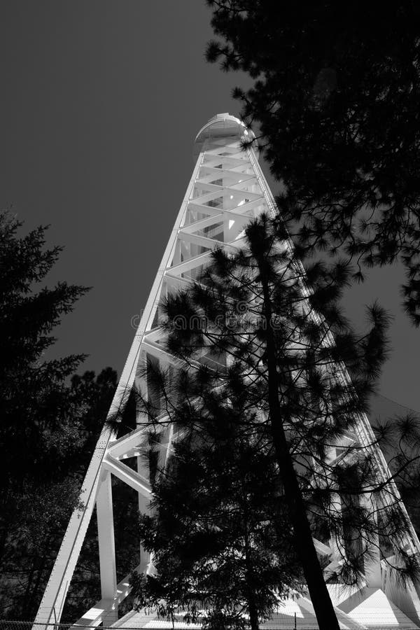 100-inch Mount Wilson Telescope Editorial Image - Image of black ...