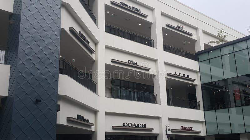 Incheon Wholesale Mall editorial stock image. Image of incheon - 85124679