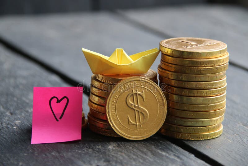 Income Growth and Start Up Idea. Interest Rate and Dividend Concept ...