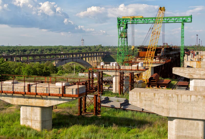 Abandoned Incomplete Construction Building Stock Photo - Image of trash ...