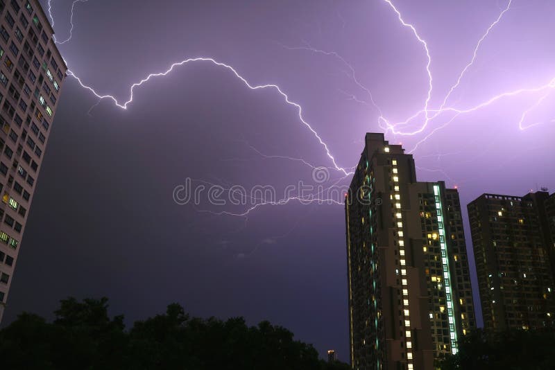 Incredible Real Lightning Strikes in the Urban Night Sky Stock Photo ...