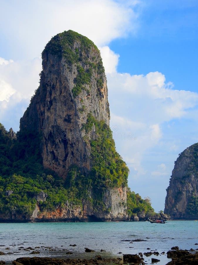 Amazing Scenery on a Thai Beach Stock Photo - Image of exotic, railay ...