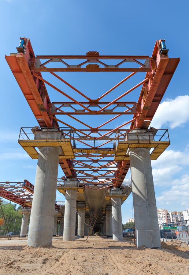 Incremental launching stock photo. Image of grillage - 43798008