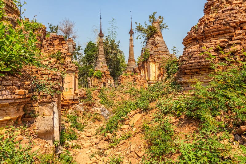 Indein, Inle Lake stock image. Image of inle, indein - 30975521