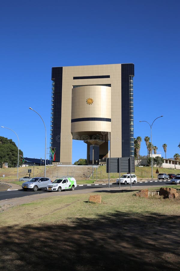 Independence Memorial Museum Editorial Image - Image of museum, traffic ...