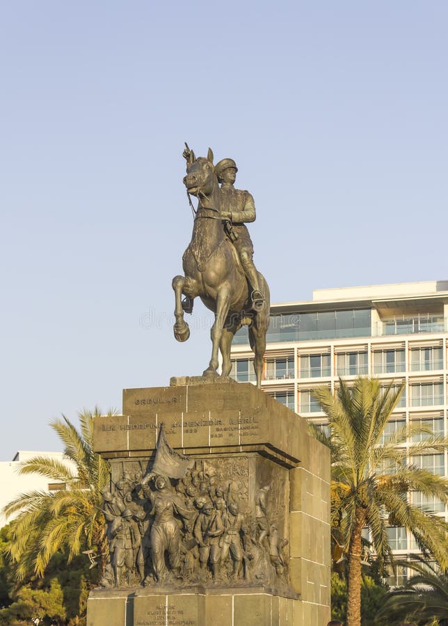 Independence Monument stock photo. Image of famous, landmark - 34925028