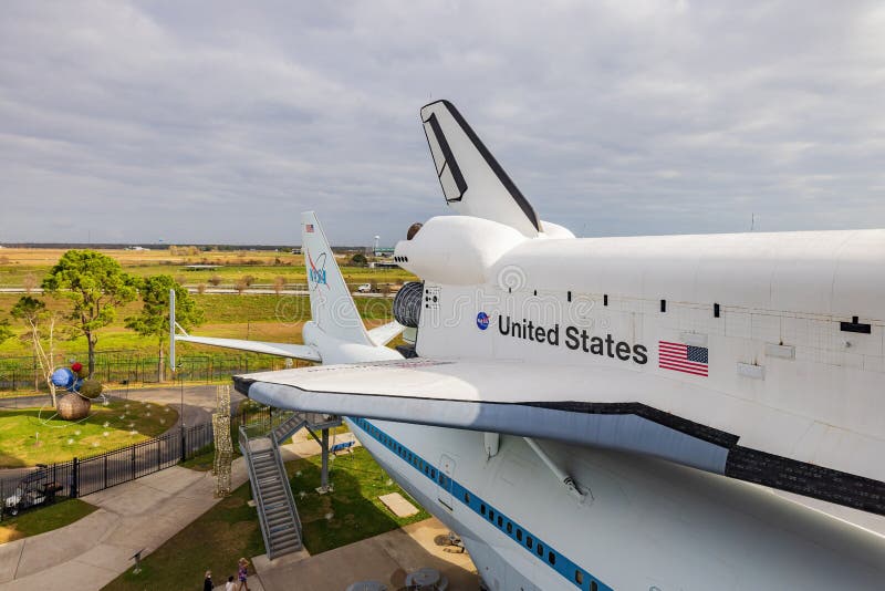 Independence Plaza at Space Center Houston Editorial Image - Image of ...