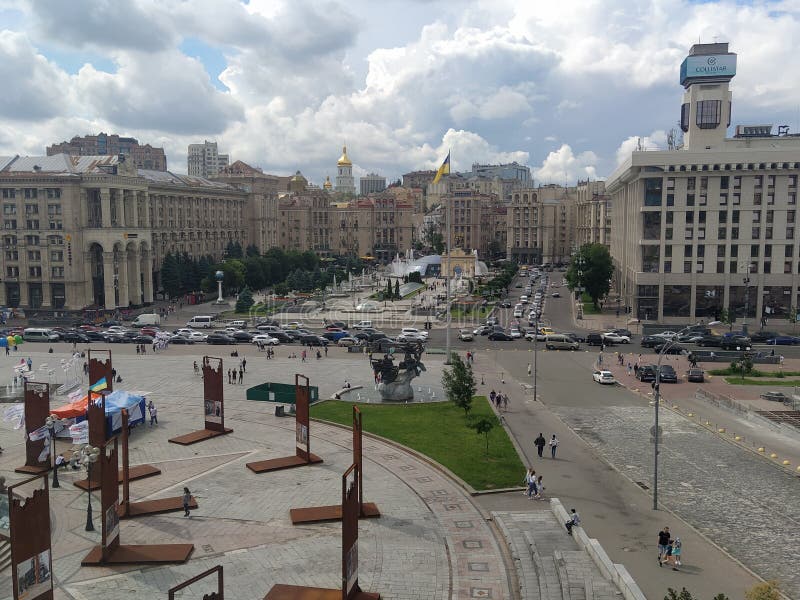 Independence Square in the Center of Kyiv Editorial Stock Photo - Image ...
