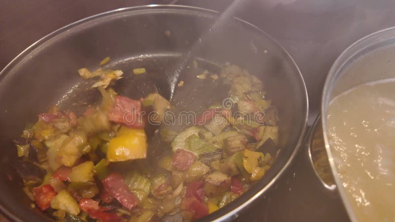 An InDepth Look at the Vegetable StirFry Cooking Process in the Kitchen ...