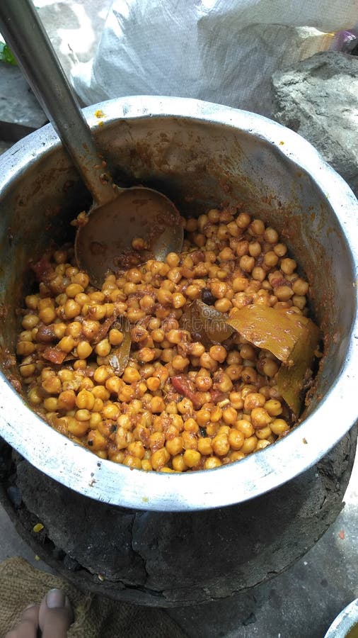 India Delicious Food Chhole Stock Image - Image of plant, field: 183236123