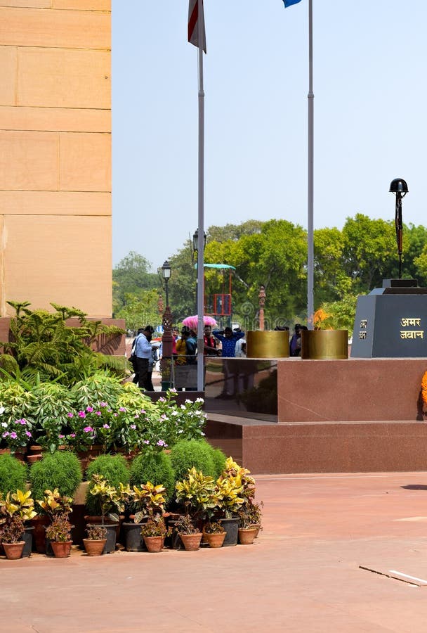 India Gate Full View during Day at Delhi India, Famous India Gate View ...