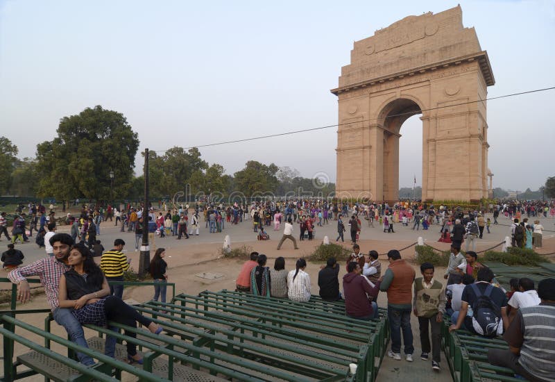 India Gate at New Delhi editorial stock photo. Image of tourist - 51037173