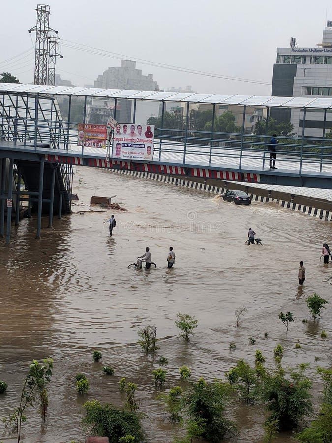 Delhi Flood editorial photography. Image of flood, water - 126643477