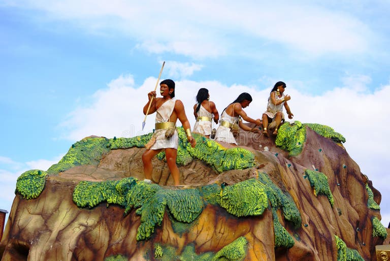 Red Indian Weapons Stock Photos - Free & Royalty-Free Stock Photos from ...