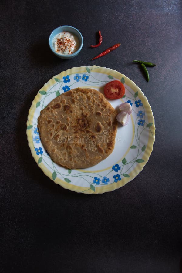 187 Aloo Paratha Top View Stock Photos - Free & Royalty-Free Stock ...