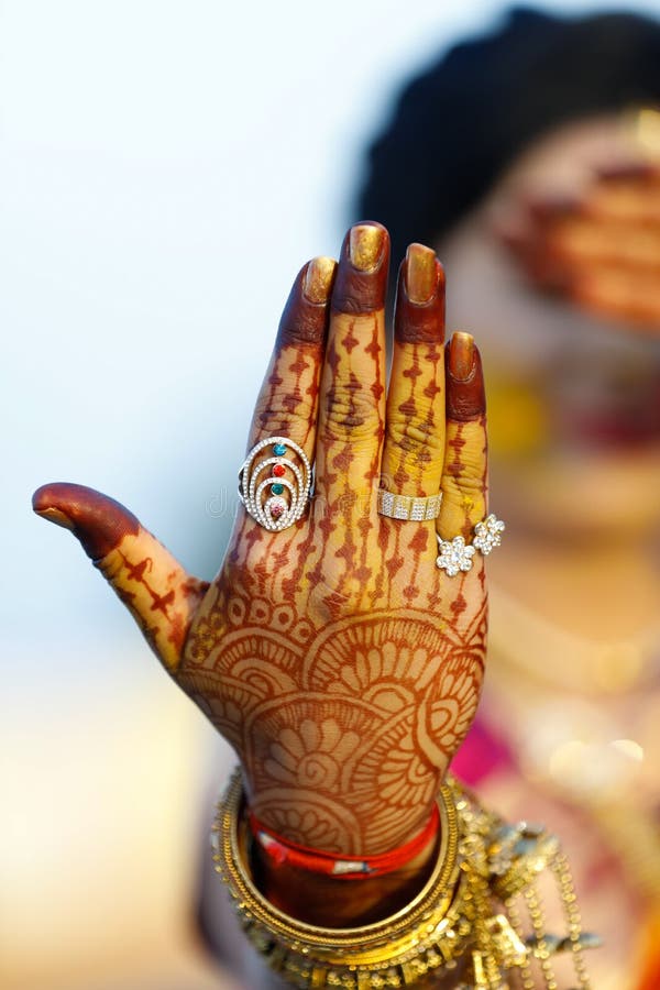 Indian Bridal Hand with Mehandi Design Stock Image - Image of beautiful ...