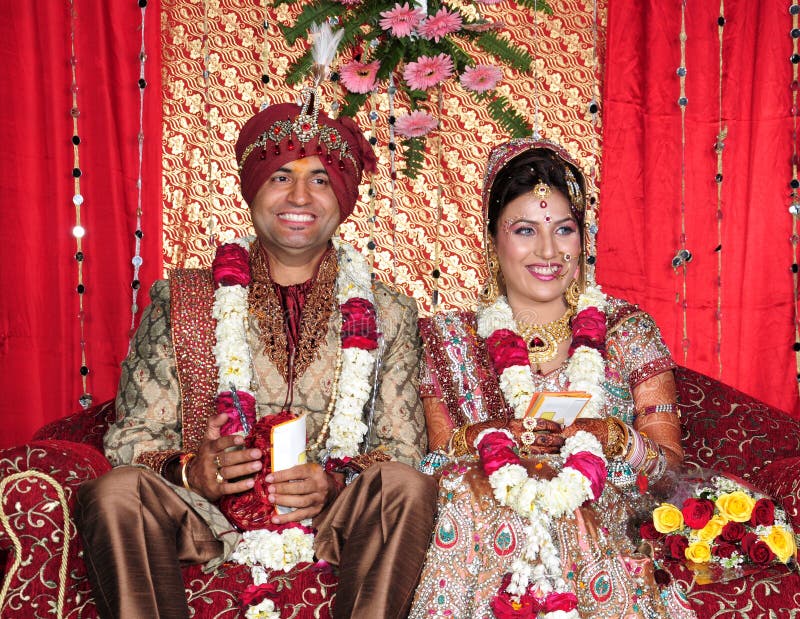 Indian bride and groom stock photo. Image of jewellery - 27803042