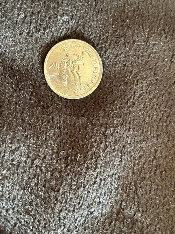 Indian coin 1 rupee stock photo. Image of currency, money - 354471522