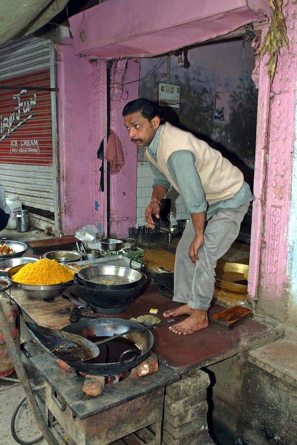 Indian cook editorial stock photo. Image of food, traditional - 18882158