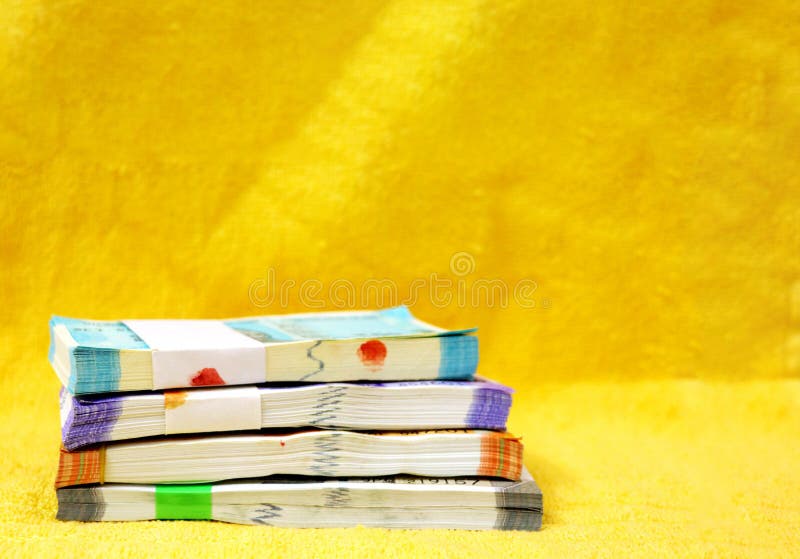Indian Rupee 500 Notes Bundles Stock Photos - Free & Royalty-Free Stock ...