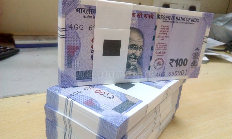 Indian Currency One Hundred Ruppes Note Stock Photo - Image of rupees ...