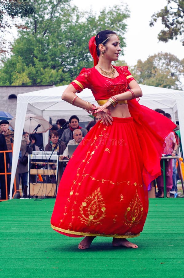 Indian Dancer at the Festival Editorial Stock Image - Image of ...