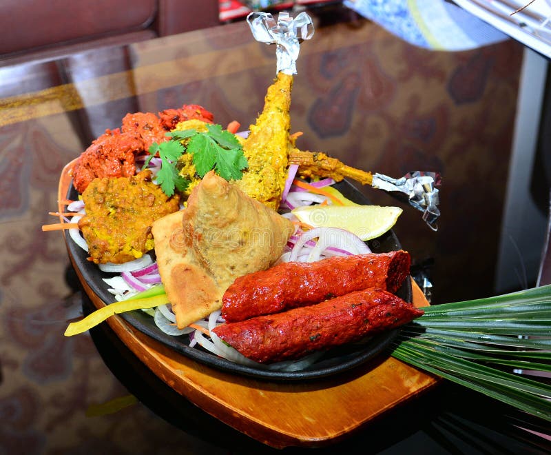 115 Selection Indian Takeaway Curry Food Stock Photos - Free & Royalty ...