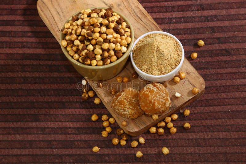 Indian Gur or Jaggery and Chana with Brown Sugar Stock Photo - Image of ...