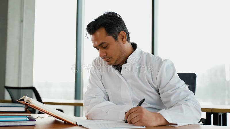 Repairing Broken Semi Truck Tractor Engine. Indian Trucks Mechanic ...