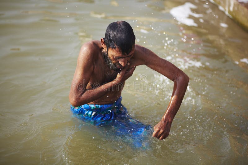 Indian Man Washing Ritual In The River Ganges Editorial Photo - Image ...