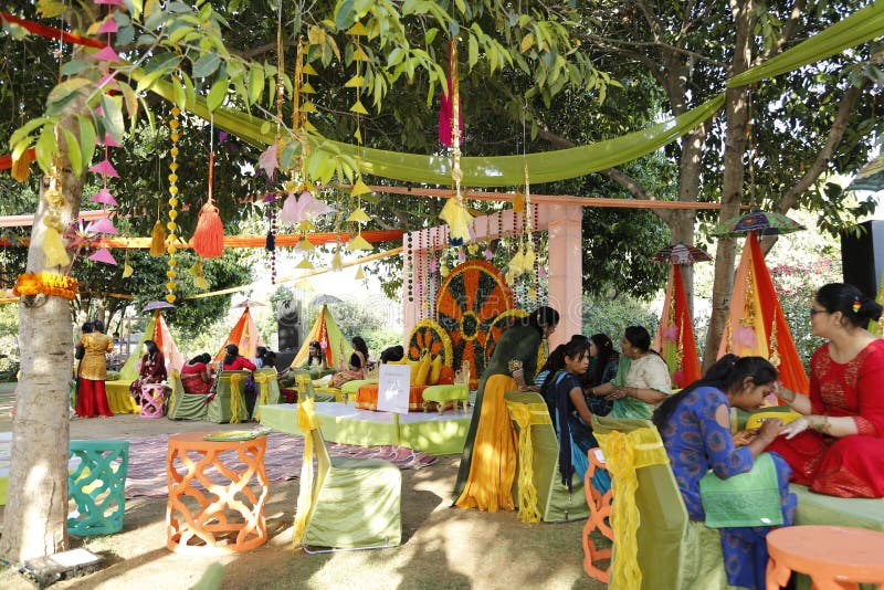 (Manochadinesh) - Photos